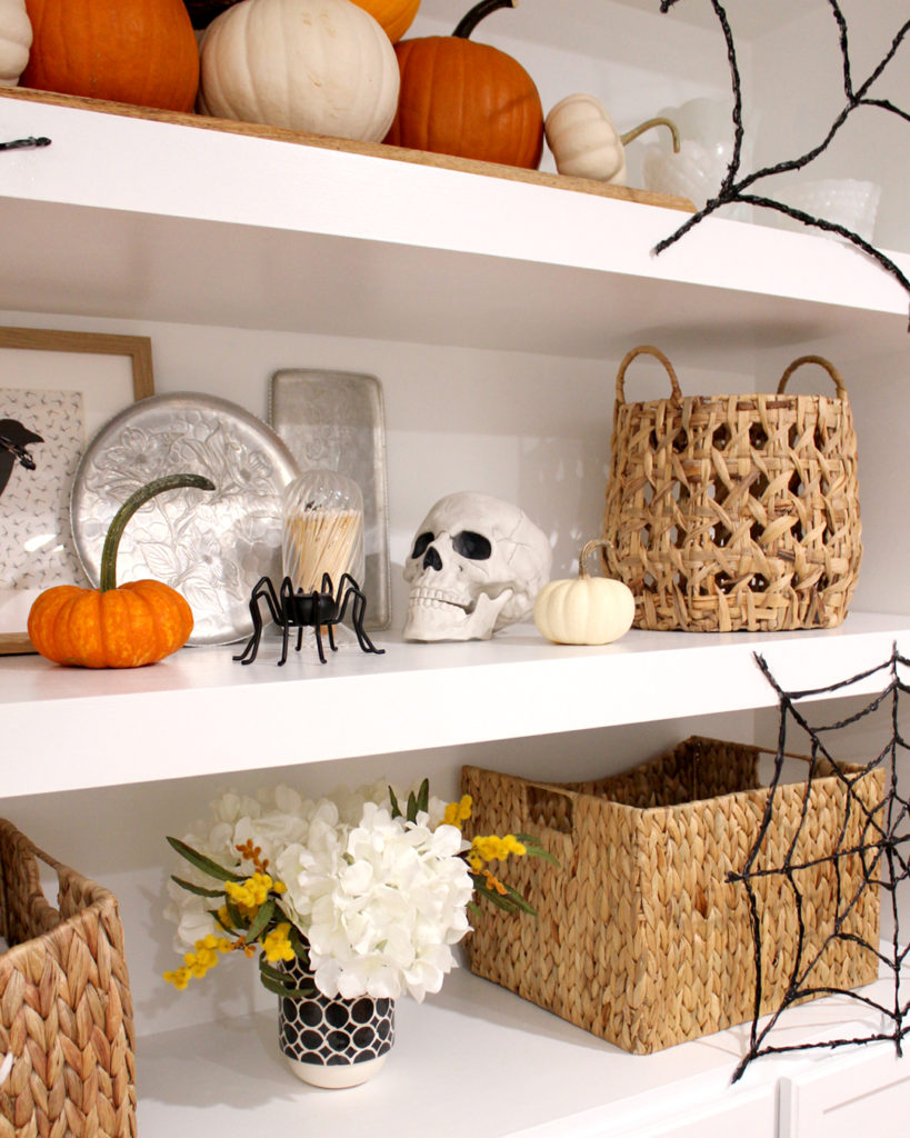 Hot Glue Spiderwebs - Tonality Designs